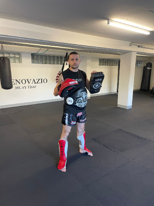 TRAINER / DARIO CALABRESE :: renovazio-muaythai